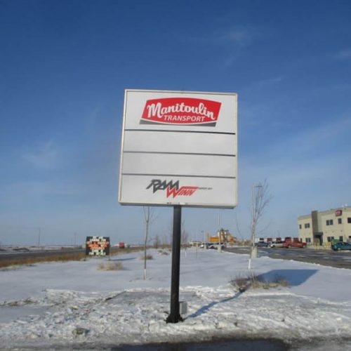 Pylon Signs | MYC Graphics